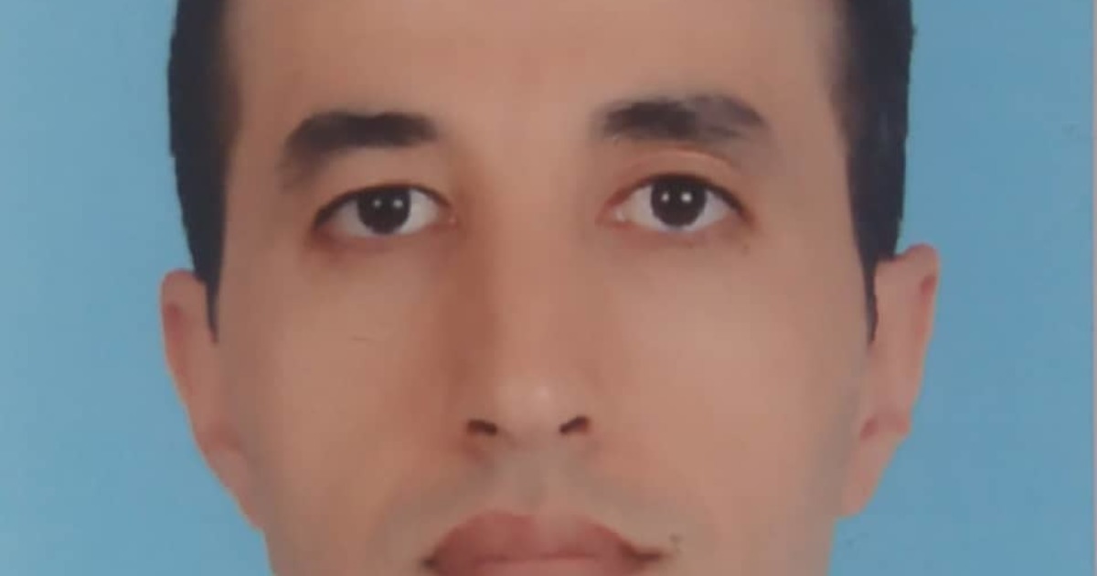 Abderrahim (Marrakesh), Serveur, passionné et motivé pour le développement des mes connaissances ...